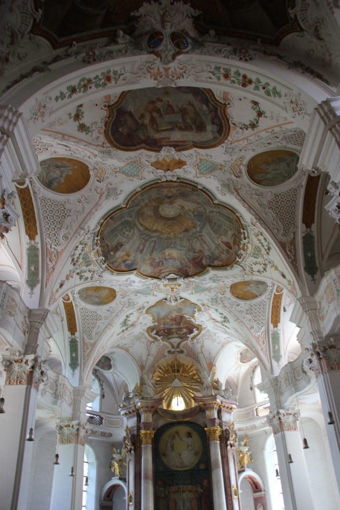 Altar und Decke Klosterkirche Beuron | Oberschwabens Sehenswürdigkeiten